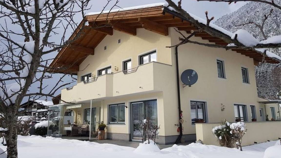 50 M² Ferienwohnung ∙ 2 Schlafzimmer ∙ 4 Gäste - Maurach