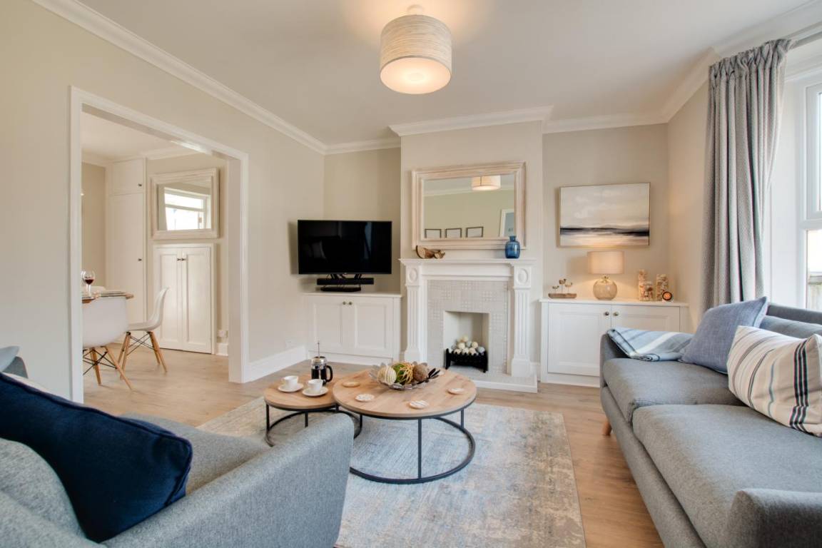 Cottage ∙ 3 Bedrooms ∙ 6 Guests - West Runton