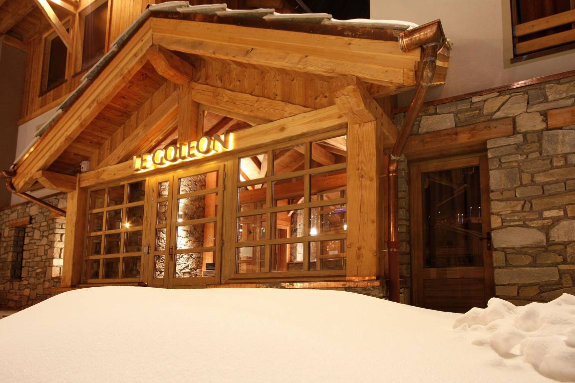 71 M² Appartement ∙ 2 Chambres ∙ 6 Personnes - Lac du Chambon