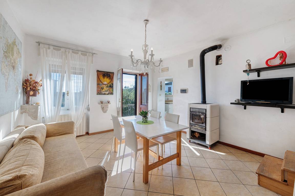 100 M² Apartment ∙ 3 Bedrooms ∙ 6 Guests - Gardone Riviera