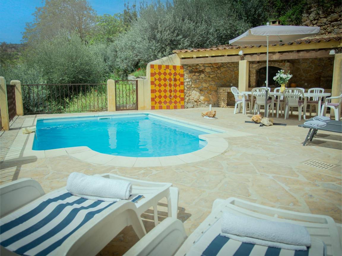 170 M² Huis ∙ 3 Slaapkamers ∙ 6 Gasten - Cotignac