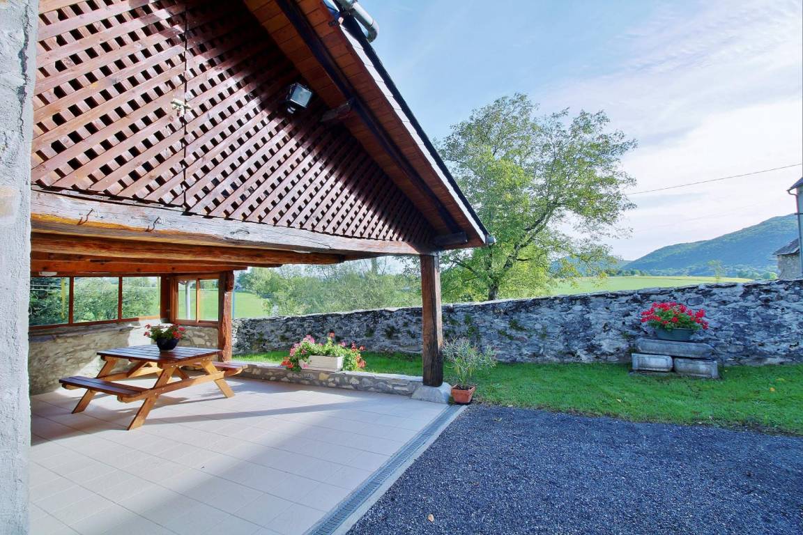 125 M² Gîte ∙ 2 Chambres ∙ 5 Personnes - Lannemezan