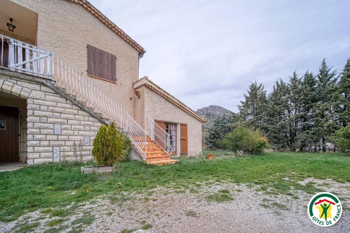 68 M² Gîte ∙ 2 Chambres ∙ 4 Personnes - Drôme
