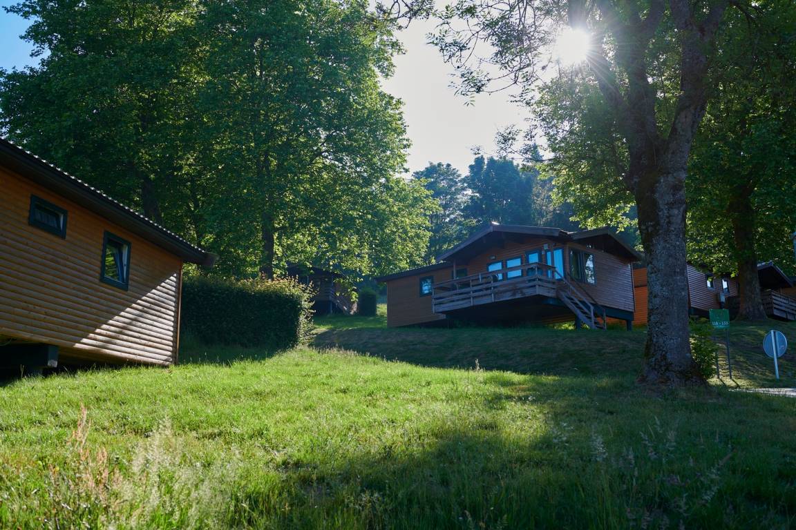 54 M² Chalet ∙ 3 Slaapkamers ∙ 6 Gasten - Dinant