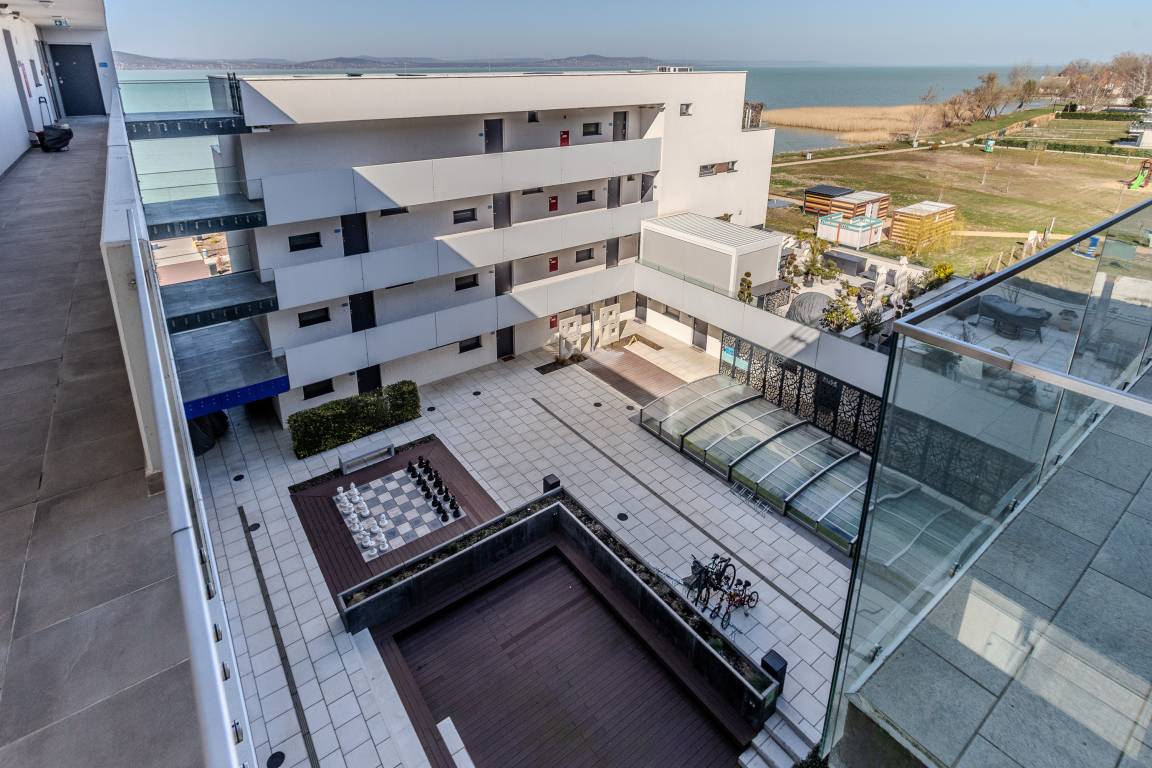 70 M² Ferienwohnung ∙ 2 Schlafzimmer ∙ 6 Gäste - Balatonlelle
