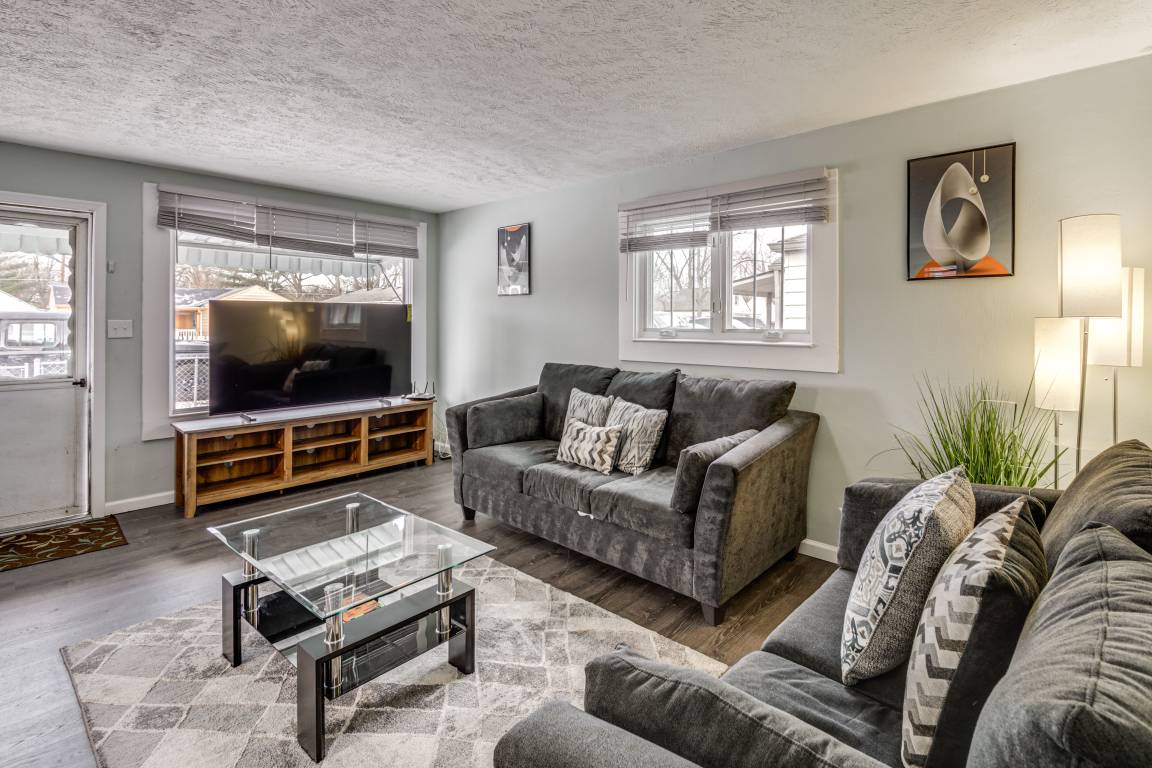 90 M² House ∙ 3 Bedrooms ∙ 6 Guests - Mars Hill, IN