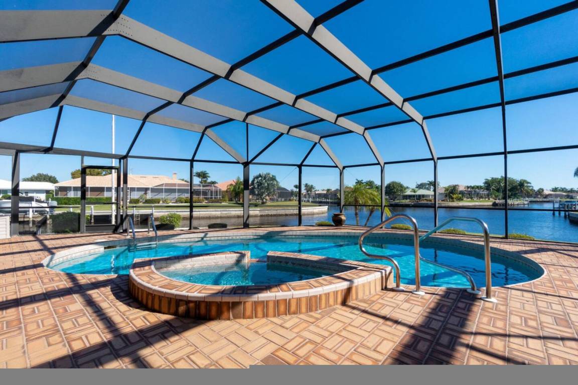 182 M² House ∙ 3 Bedrooms ∙ 8 Guests - Punta Gorda, FL