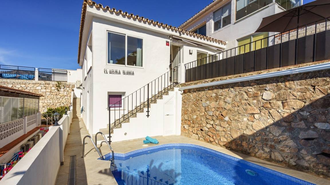 85 M² House ∙ 2 Bedrooms ∙ 4 Guests - Mijas