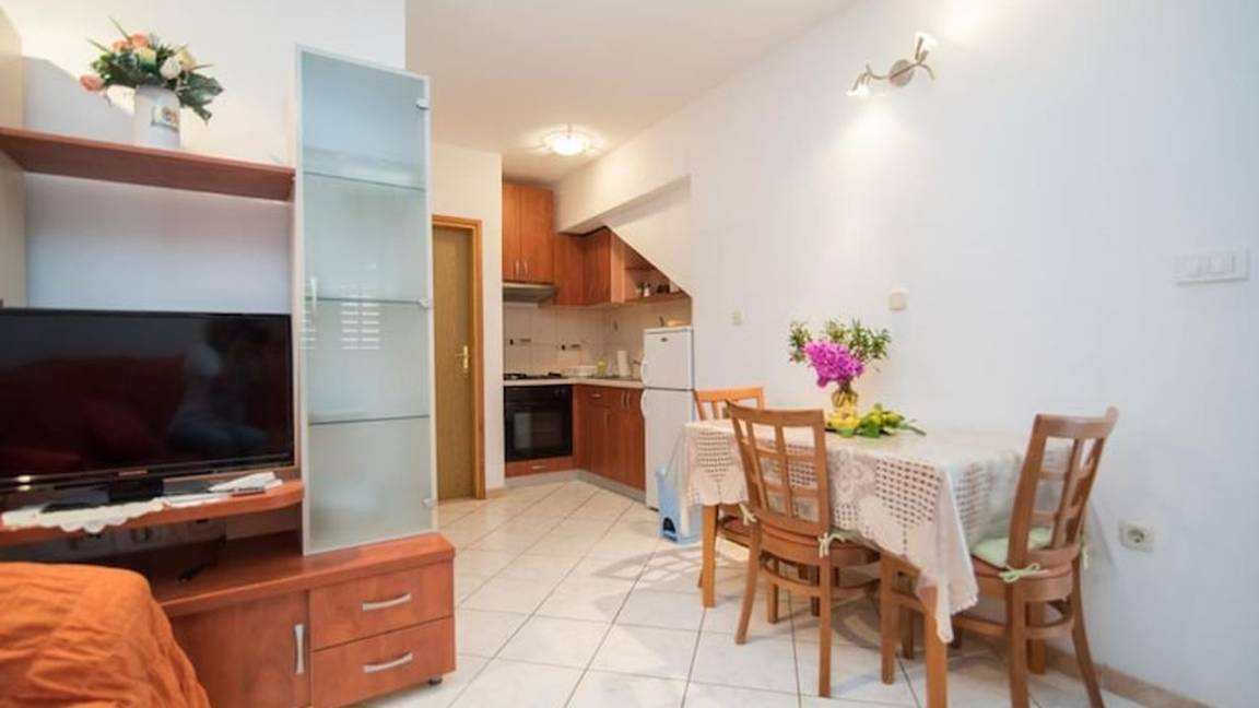 39 M² Ferienwohnung ∙ 1 Schlafzimmer ∙ 3 Gäste - Supetar