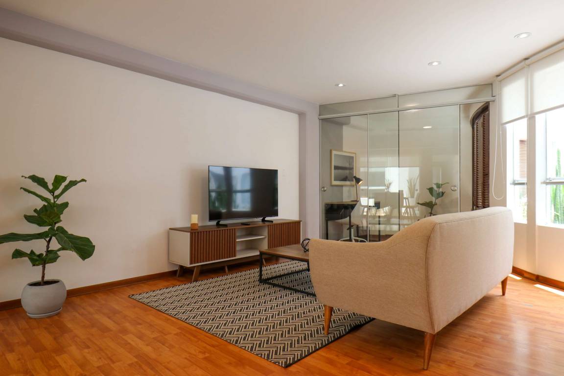 120 M² Apartment ∙ 3 Bedrooms ∙ 6 Guests - Lima