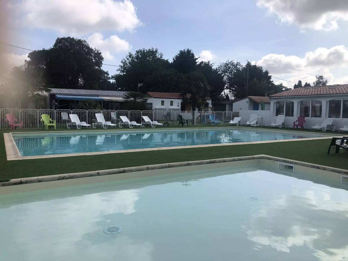 20 M² Mobil-home ∙ 1 Chambre ∙ 2 Personnes - Talmont-sur-Gironde