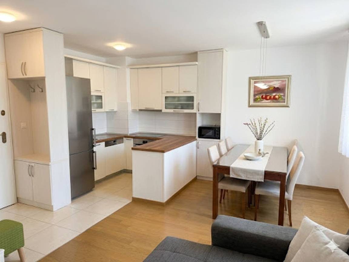 55 M² Apartment ∙ 2 Bedrooms ∙ 4 Guests - Split