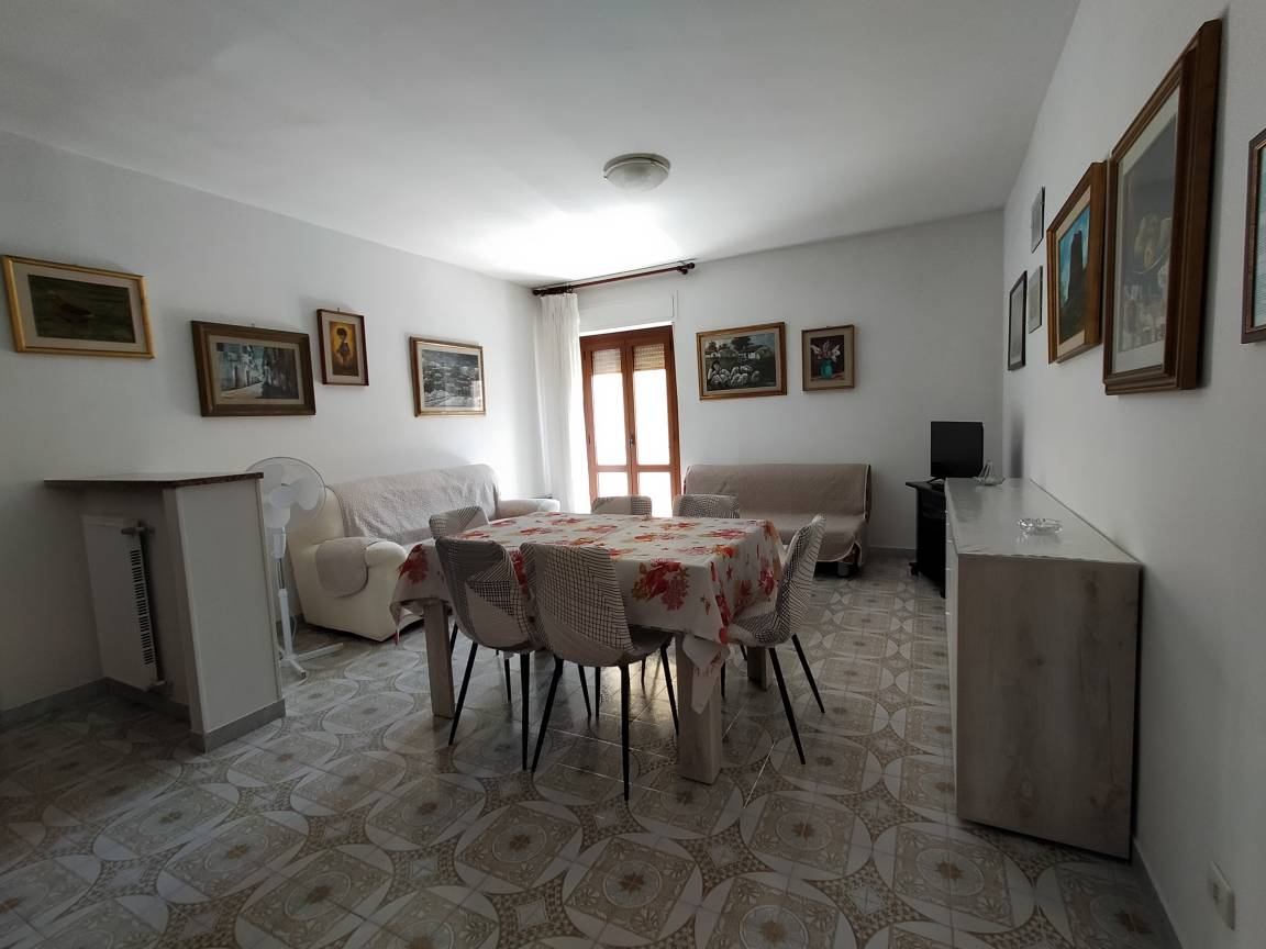115 M² Apartment ∙ 3 Bedrooms ∙ 8 Guests - Alghero