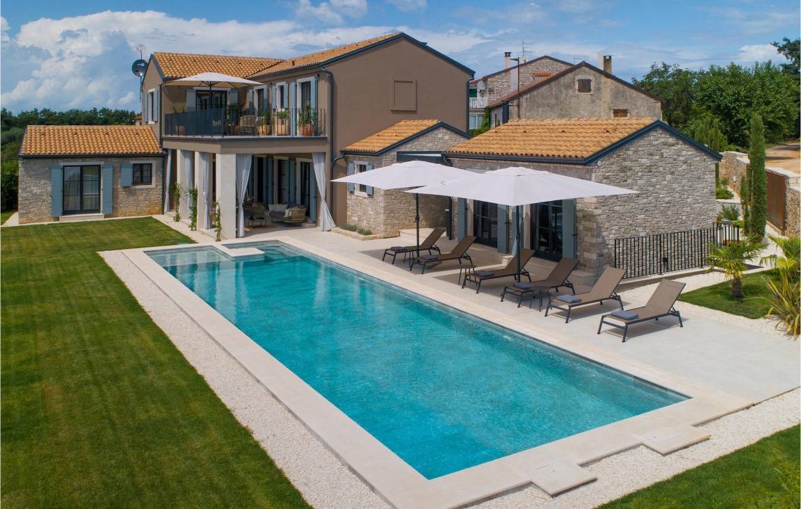 328 M² Casa ∙ 5 Camere Da Letto ∙ 10 Ospiti - Salvore