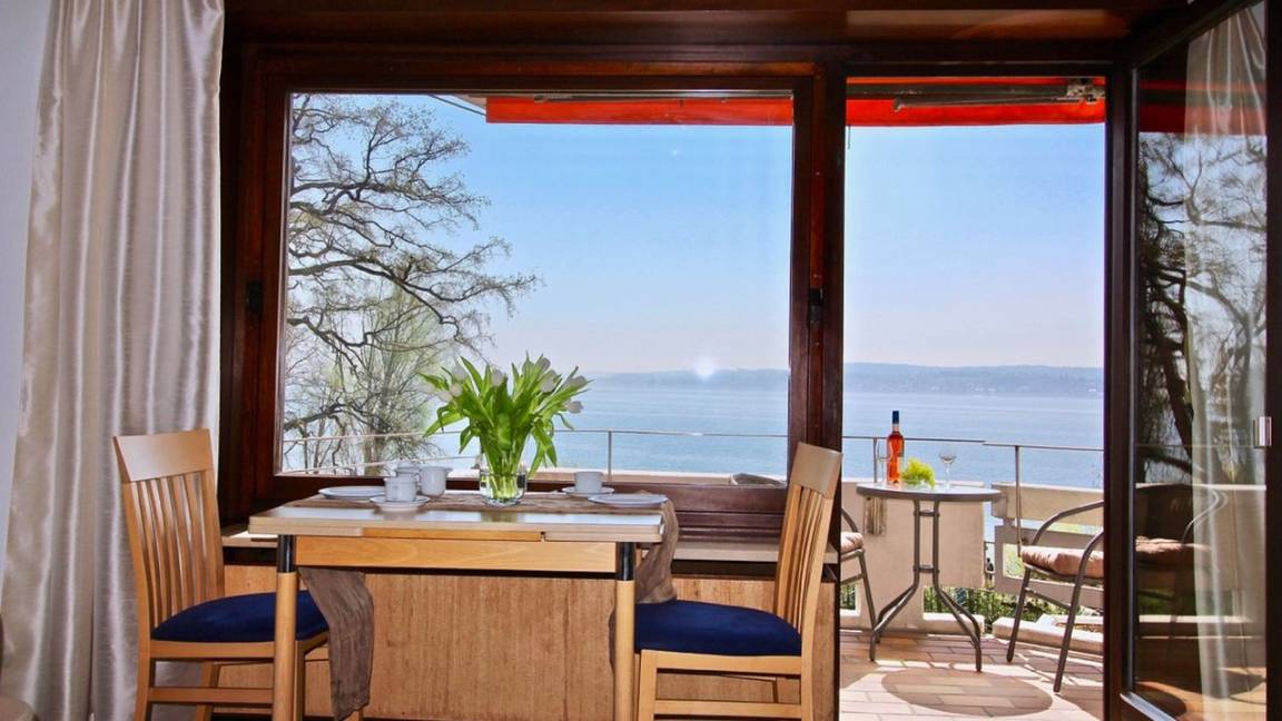 50 M² Ferienwohnung ∙ 1 Schlafzimmer ∙ 3 Gäste - Reichenau