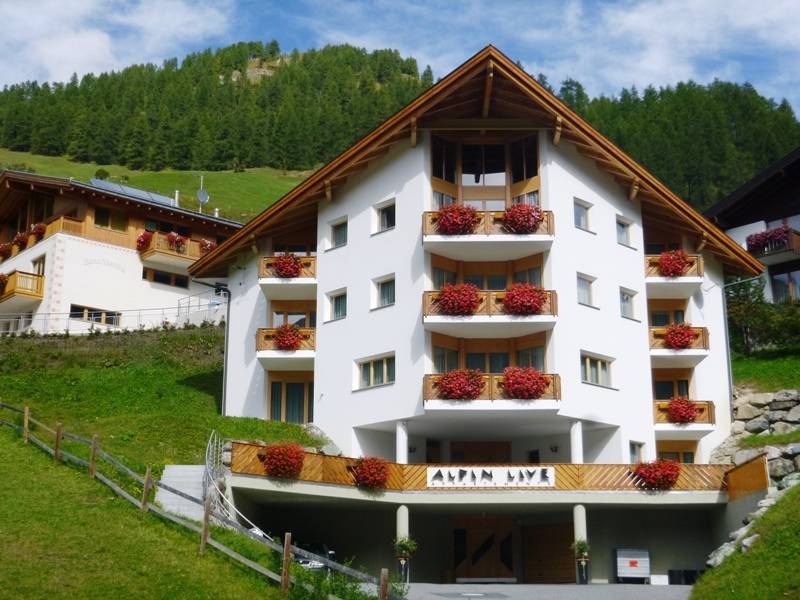 42 M² Apartment ∙ 2 Bedrooms ∙ 4 Guests - Samnaun
