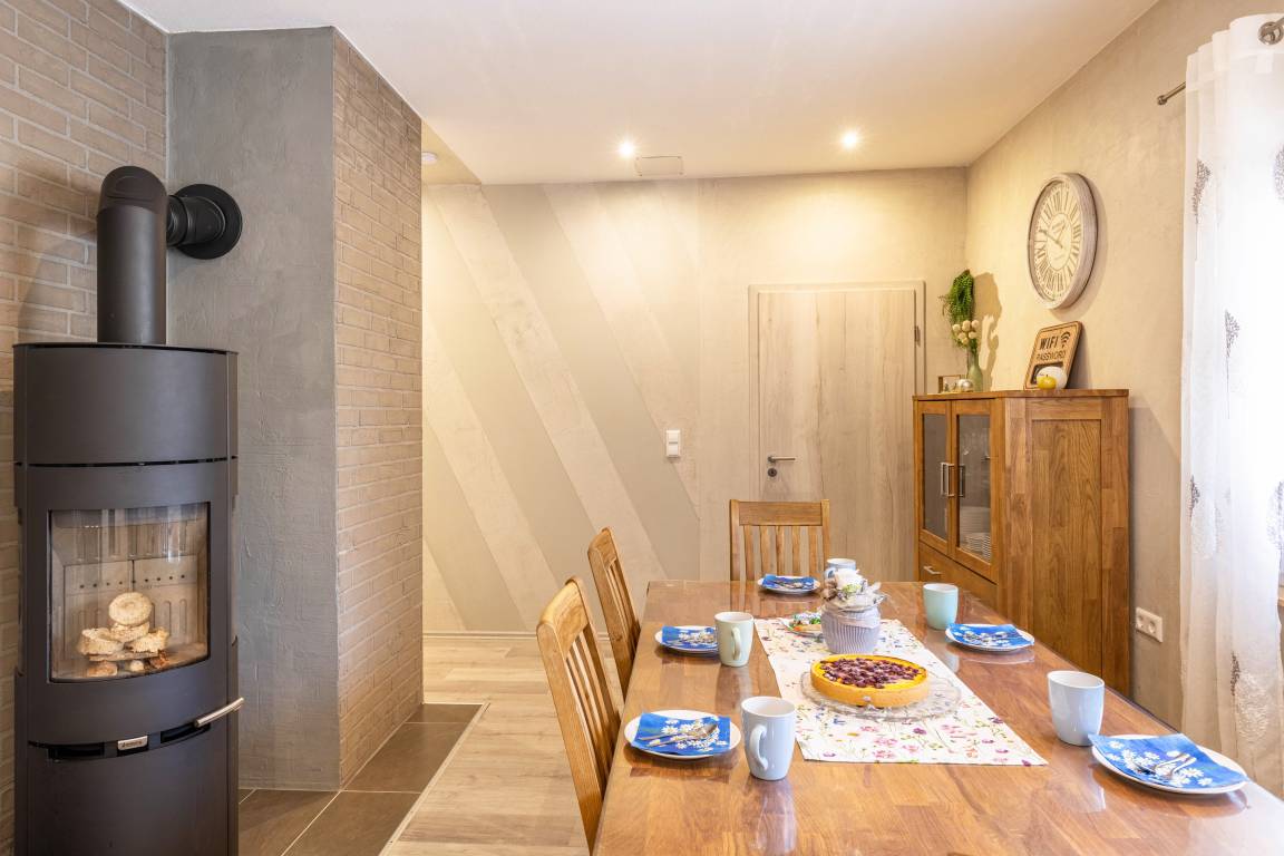 130 M² Apartamento ∙ 2 Habitaciones ∙ 7 Huéspedes - Albstadt