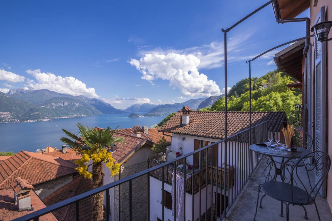 140 M² Huis ∙ 4 Slaapkamers ∙ 8 Gasten - Varenna