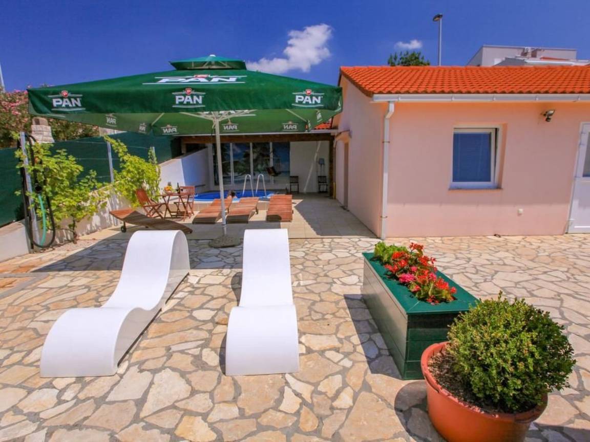 42 M² Apartment ∙ 2 Bedrooms ∙ 2 Guests - Caska