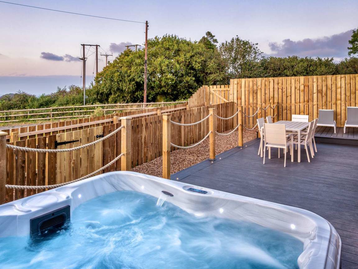 Apartment ∙ 3 Bedrooms ∙ 6 Guests - Woolacombe