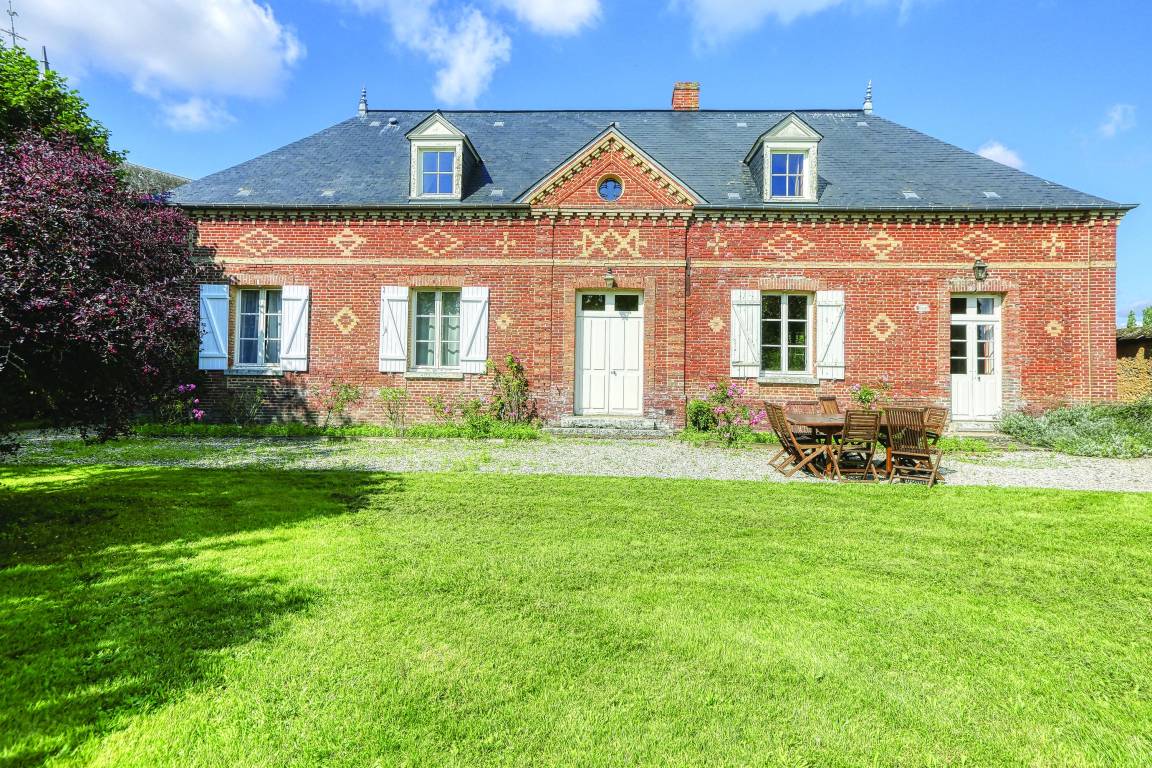 190 M² Maison De Vacances ∙ 5 Chambres ∙ 10 Personnes - Gisors