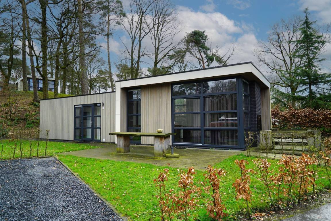 Bungalow ∙ 2 Schlafzimmer ∙ 4 Gäste - Schwalmtal