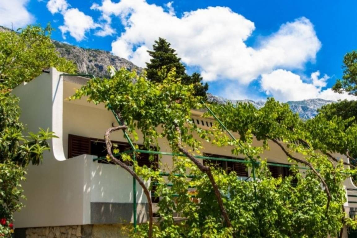 87 M² Ferienwohnung ∙ 2 Schlafzimmer ∙ 8 Gäste - Brela