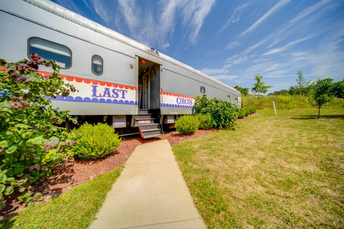 27 M² House ∙ 1 Bedroom ∙ 4 Guests - DuBois, PA