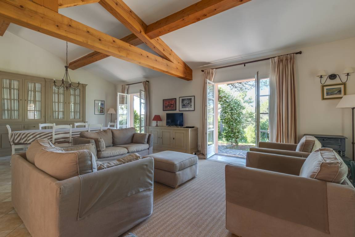 120 M² Maison De Vacances ∙ 3 Chambres ∙ 6 Personnes - Draguignan