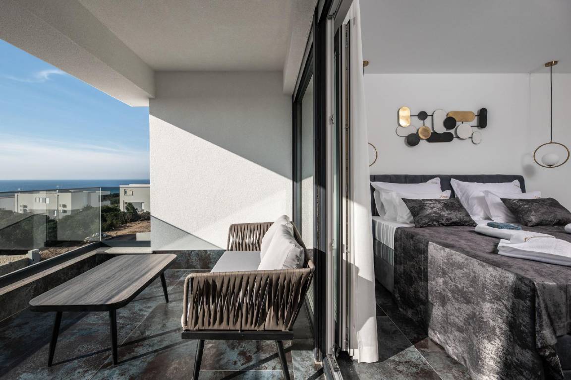 200 M² Ferienhaus ∙ 5 Schlafzimmer ∙ 10 Gäste - Novalja