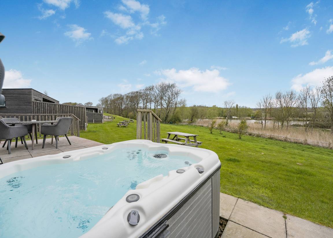 Chalet ∙ 2 Bedrooms ∙ 4 Guests - Sussex