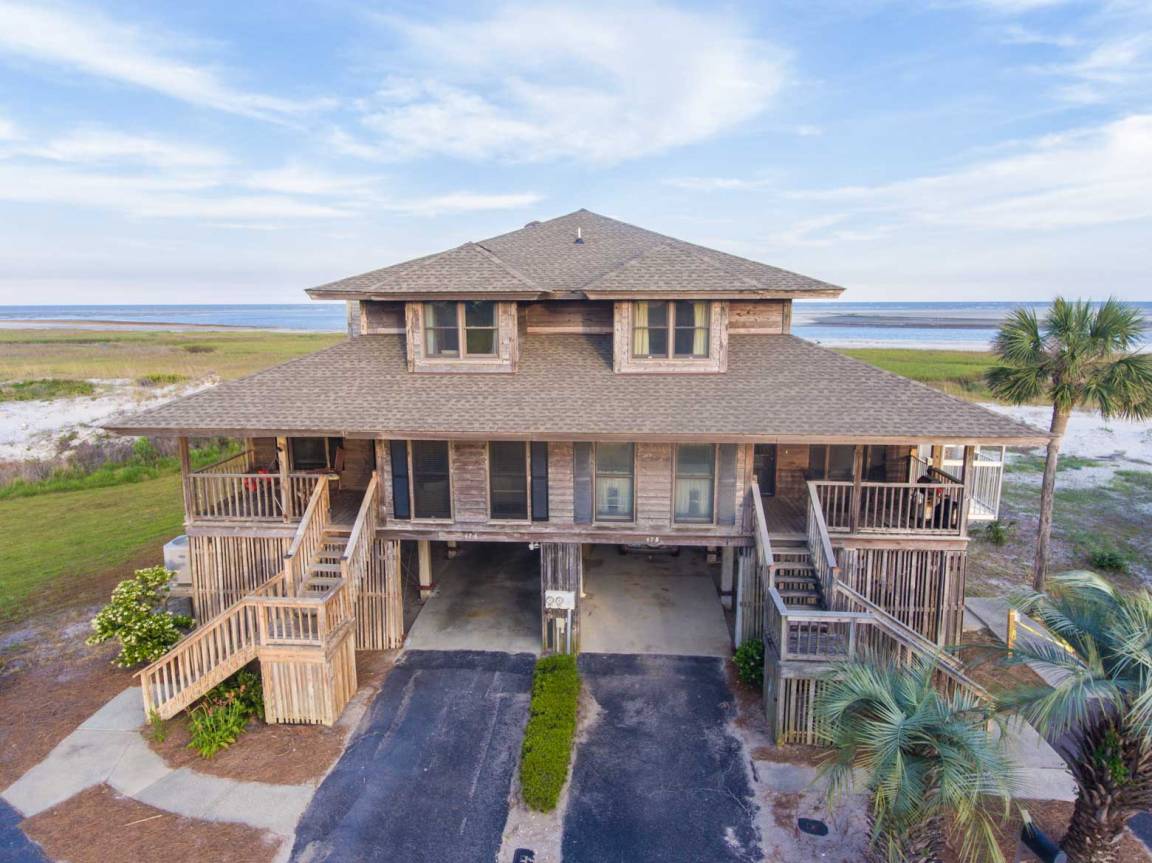 183 M² House ∙ 4 Bedrooms ∙ 10 Guests - Edisto Beach, SC