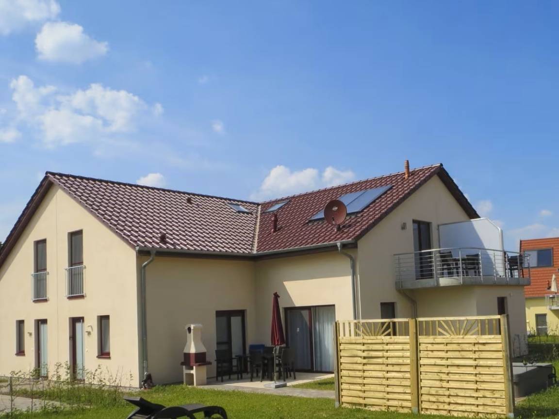 128 M² House ∙ 3 Bedrooms ∙ 6 Guests - Röbel