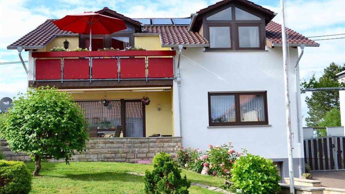 125 M² Ferienwohnung ∙ 3 Schlafzimmer ∙ 6 Gäste - Maikammer