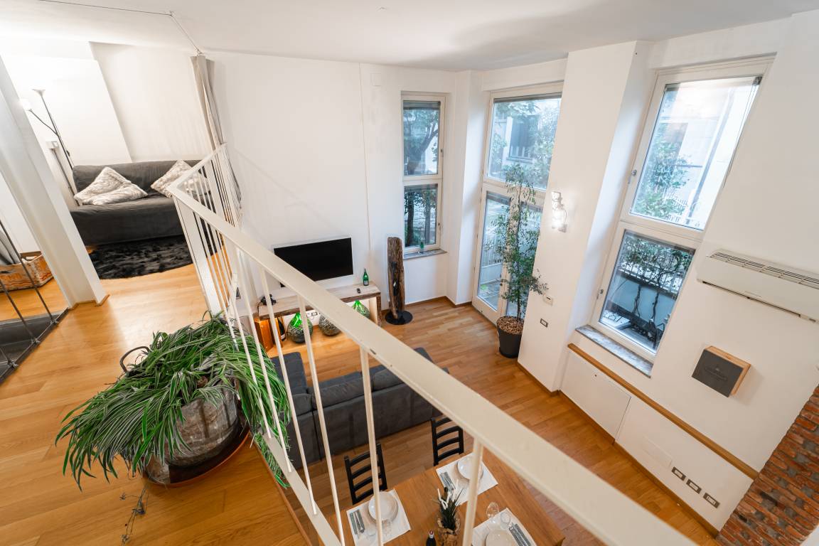 155 M² Apartment ∙ 1 Bedroom ∙ 4 Guests - Milan Linate Airport (LIN)