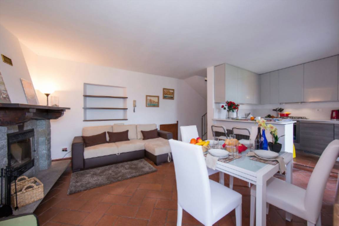 100 M² Chalet ∙ 2 Habitaciones ∙ 7 Huéspedes - Menaggio