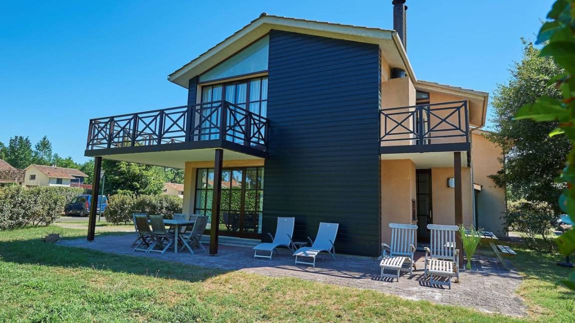 115 M² Appartement ∙ 3 Chambres ∙ 6 Personnes - Mios