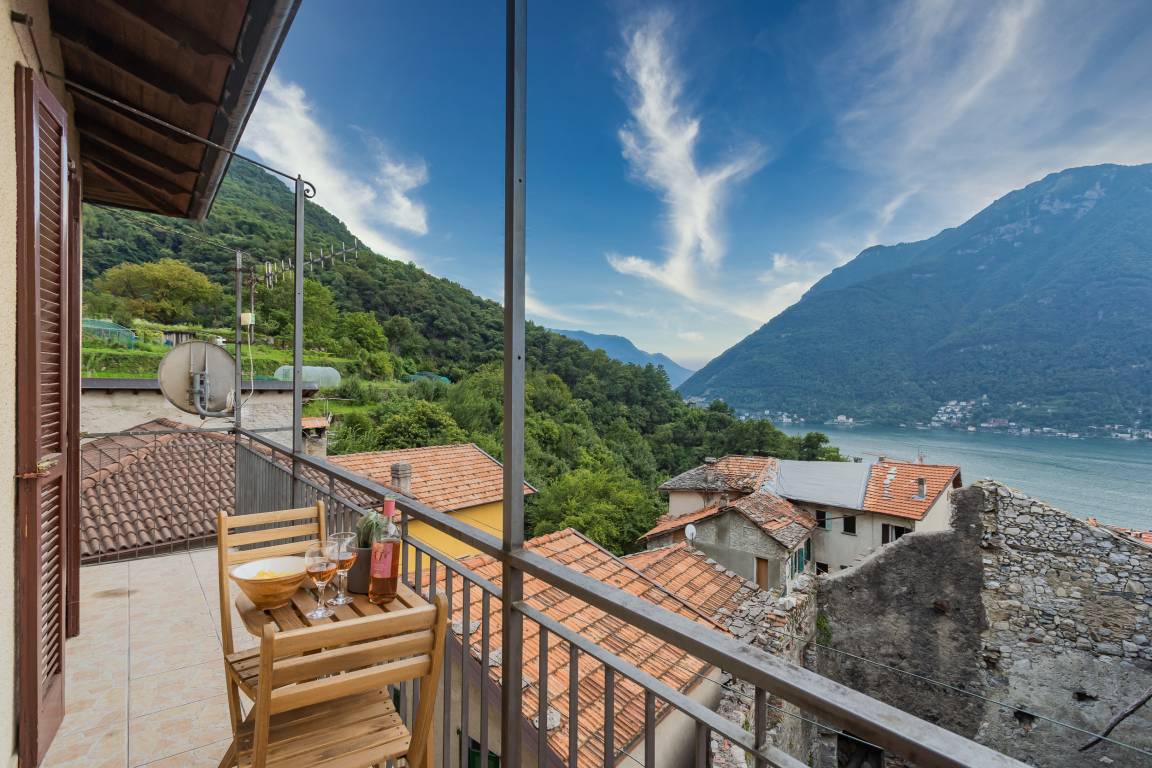 90 M² Villa ∙ 3 Habitaciones ∙ 6 Huéspedes - Tremezzina