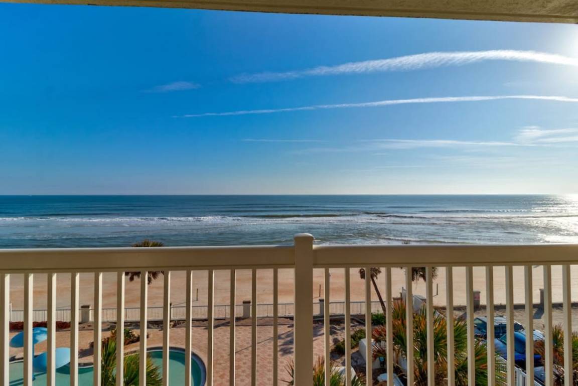 Apartment ∙ 1 Bedroom ∙ 6 Guests - Daytona Beach, FL