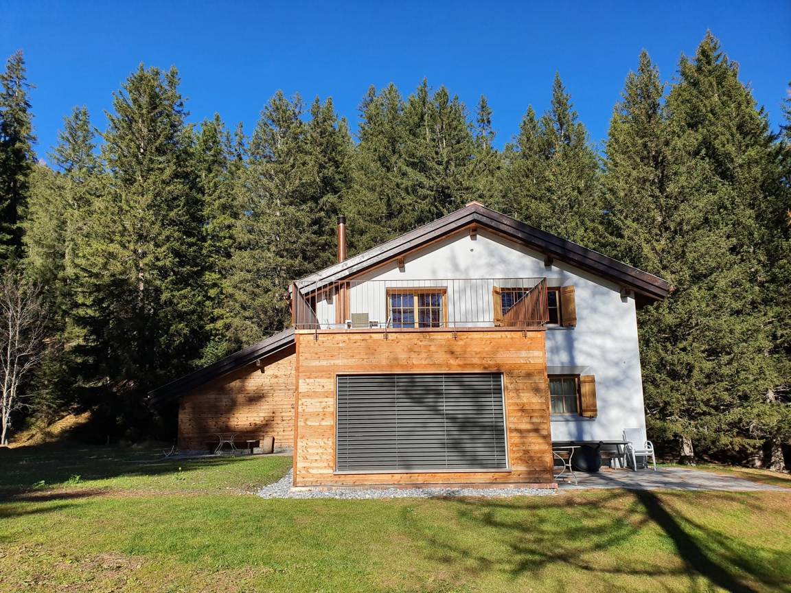 65 M² Ferienwohnung ∙ 2 Schlafzimmer ∙ 5 Gäste - Lenzerheide (Lai)