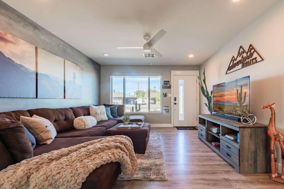 House ∙ 3 Bedrooms ∙ 9 Guests - Phoenix, AZ