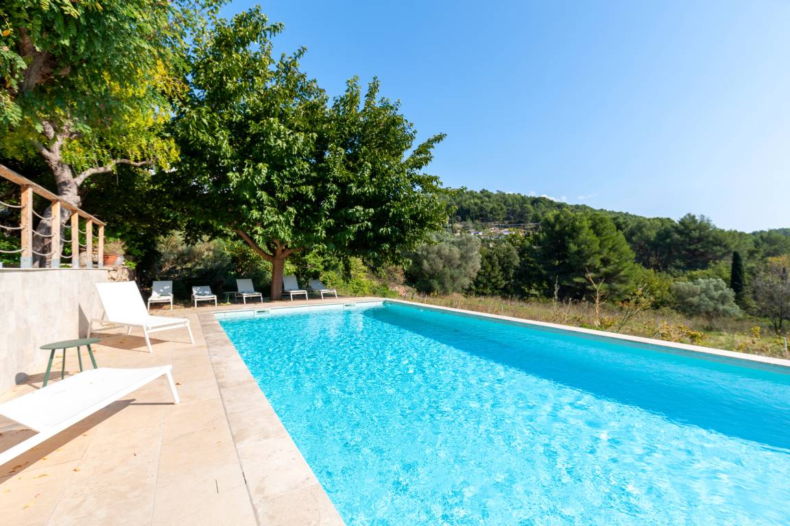 75 M² Apartamento ∙ 2 Habitaciones ∙ 5 Huéspedes - Bandol