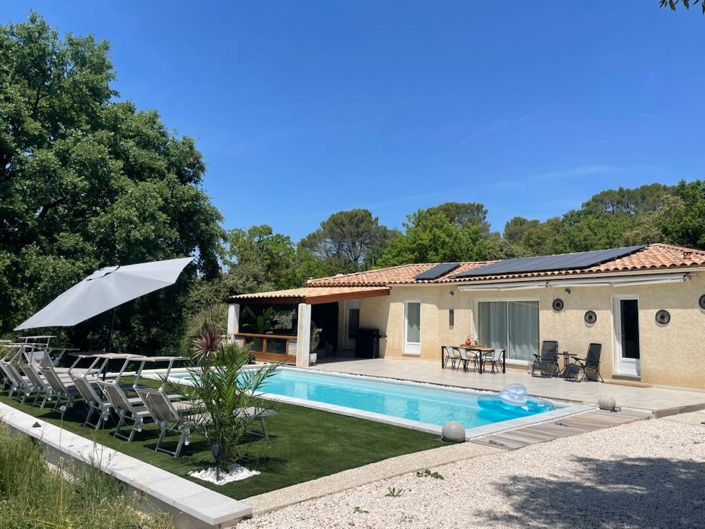 100 M² House ∙ 4 Bedrooms ∙ 8 Guests - Var