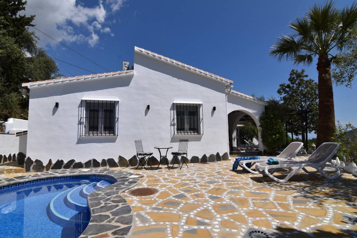 61 M² House ∙ 3 Bedrooms ∙ 4 Guests - Cómpeta