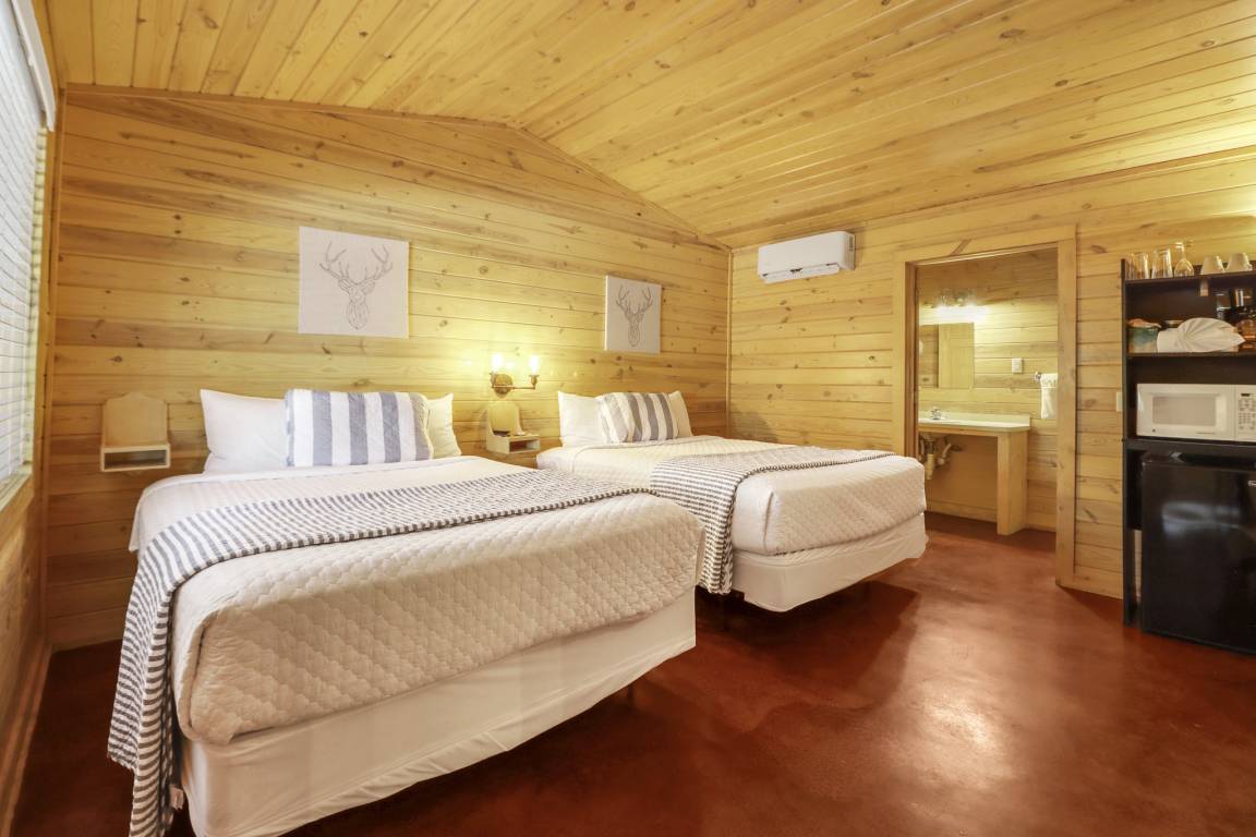 28 M² Cabin ∙ 4 Guests - Wimberley, TX