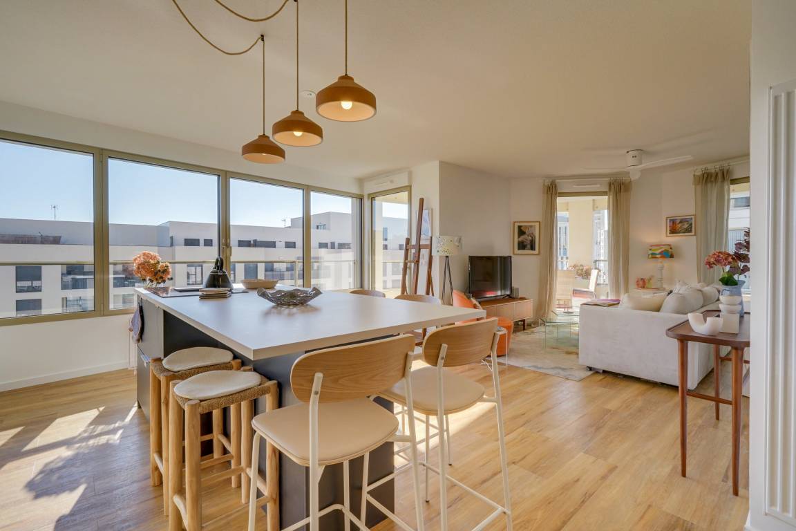 73 M² Apartamento ∙ 1 Quarto ∙ 2 Hóspedes - Bègles