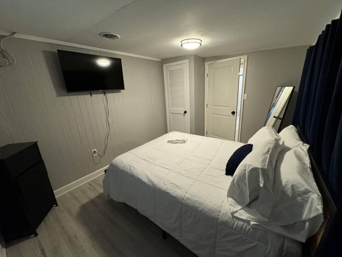 96 M² House ∙ 3 Bedrooms ∙ 4 Guests - Danville, VA