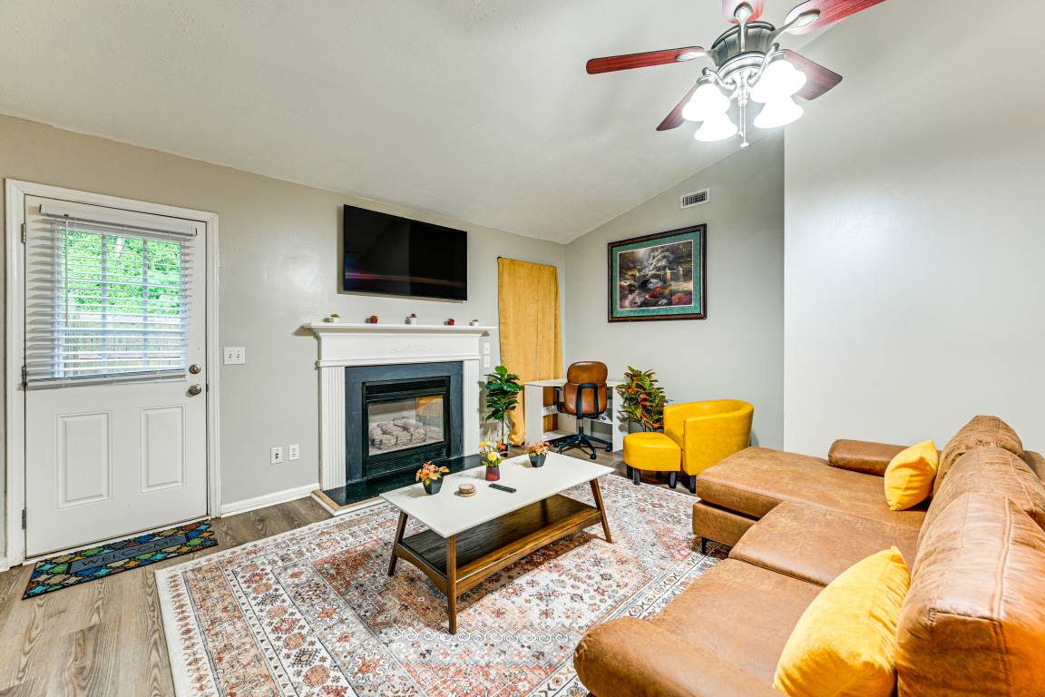 99 M² 一軒家 ∙ 寝室: 2 ∙ ゲスト4 人 - グリーンビル, NC