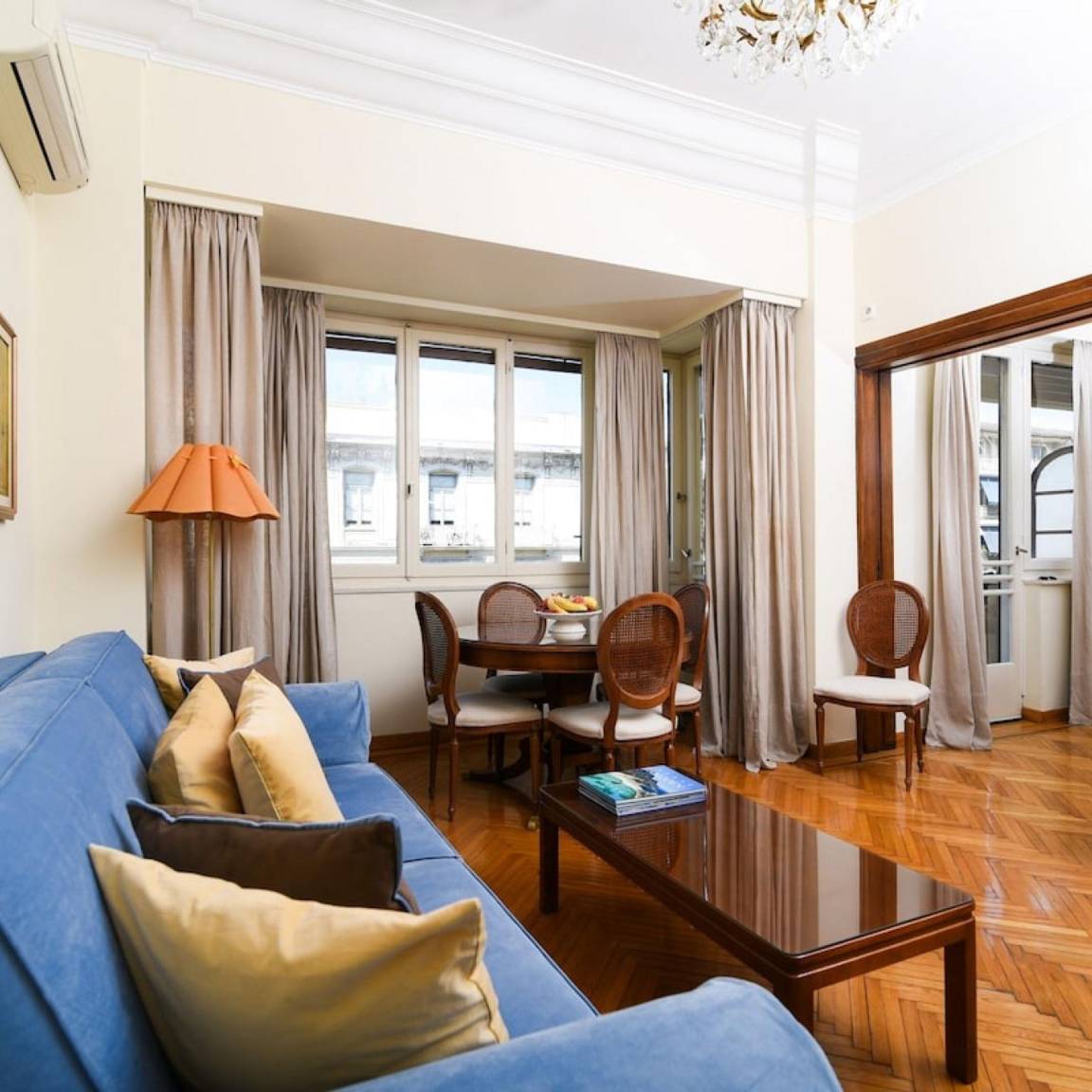 120 M² Apartamento ∙ 3 Habitaciones ∙ 8 Huéspedes - Atenas