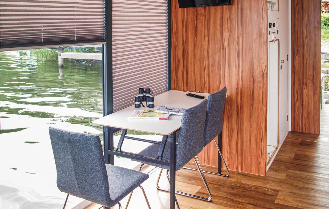 22 M² Hausboot ∙ 1 Schlafzimmer ∙ 4 Gäste - Brandenburg an der Havel